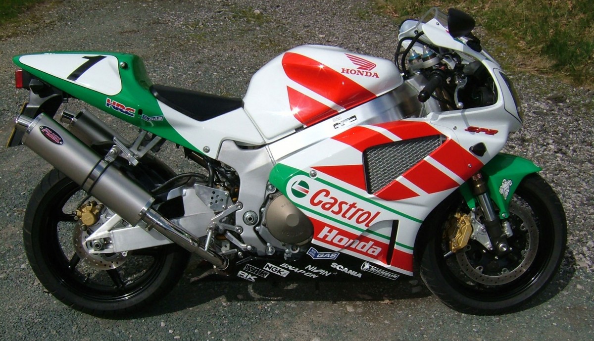 VTR1000 SP1 RC51 (2000-02) | Motorbike Exhausts | Fuel Exhausts