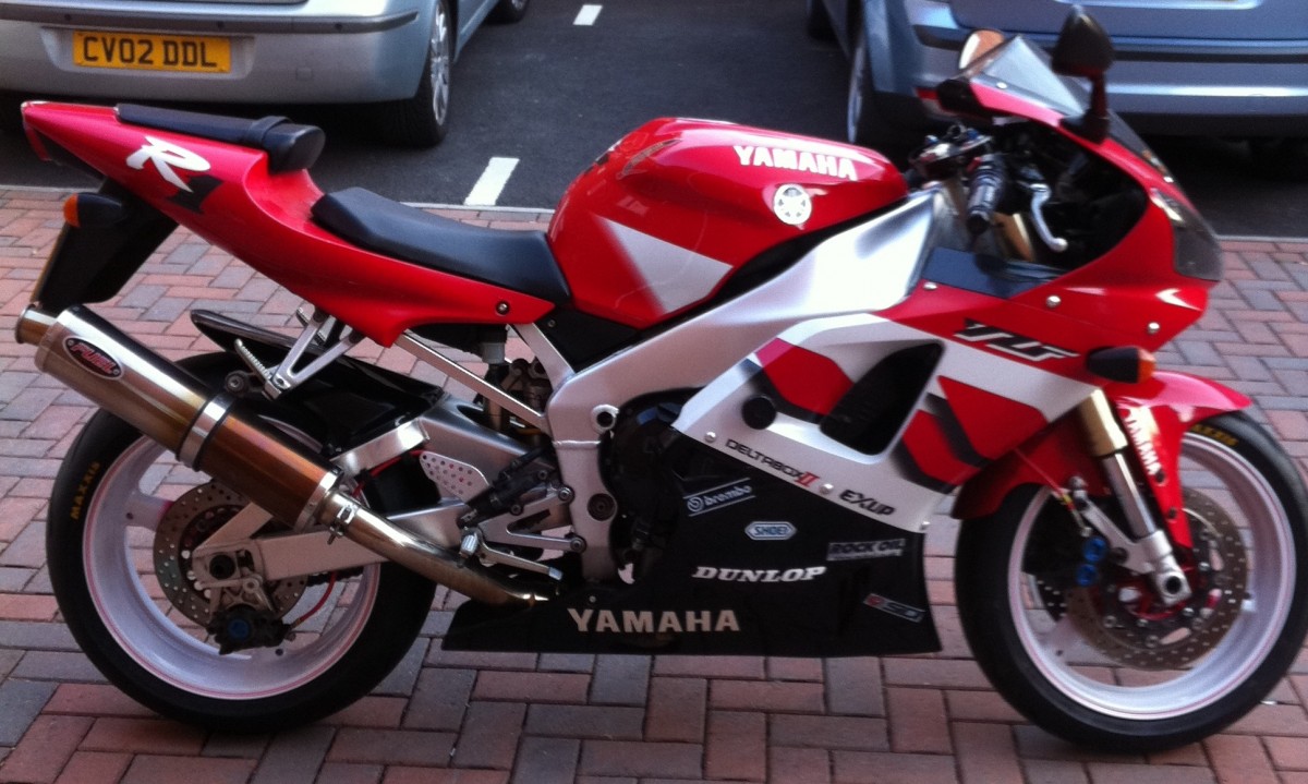 Yamaha R1 98-01